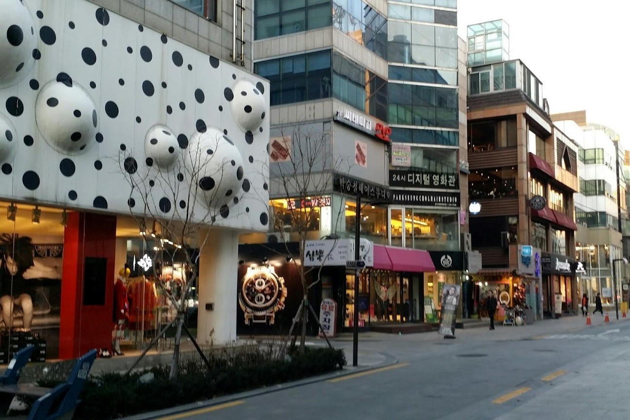 Town of the Rich: Apgujeong – myHUBS